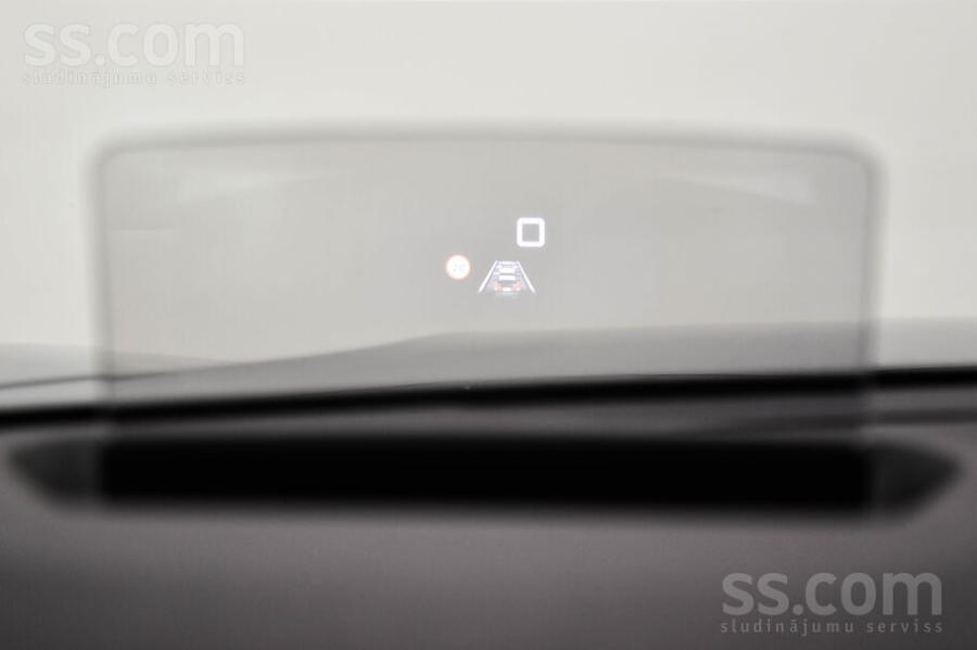 Pelēks Citroen C4 2024 Rīga, ar dzinēja tilpumu 1.20 L un nobraukumu 20 tūkst. km par 18890 €, foto 24 vietnē AUTOMOTO.COM.LV