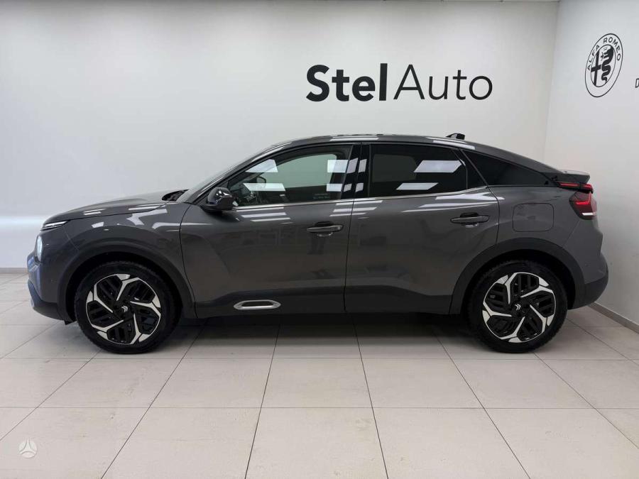 Pelēks Citroen C4 2024 Viļņa, ar dzinēja tilpumu 1.20 L un nobraukumu 46 tūkst. km par 17990 €, foto 3 vietnē AUTOMOTO.COM.LV