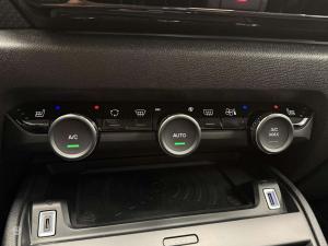 Pelēks Citroen C4 2024 Viļņa, ar dzinēja tilpumu 1.20 L un nobraukumu 46 tūkst. km par 17990 €, foto 18 vietnē AUTOMOTO.COM.LV