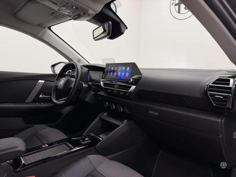 Pelēks Citroen C4 2024 Viļņa, ar dzinēja tilpumu 1.20 L un nobraukumu 46 tūkst. km par 17990 €, foto 26 vietnē AUTOMOTO.COM.LV