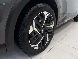 Pelēks Citroen C4 2024 Viļņa, ar dzinēja tilpumu 1.20 L un nobraukumu 46 tūkst. km par 17990 €, foto 32 vietnē AUTOMOTO.COM.LV