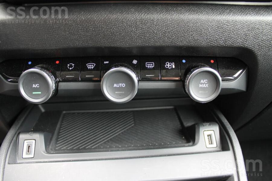 Pelēks Citroen C4 2024 Rīga, ar dzinēja tilpumu 1.20 L un nobraukumu 0 tūkst. km par 15950 €, foto 11 vietnē AUTOMOTO.COM.LV