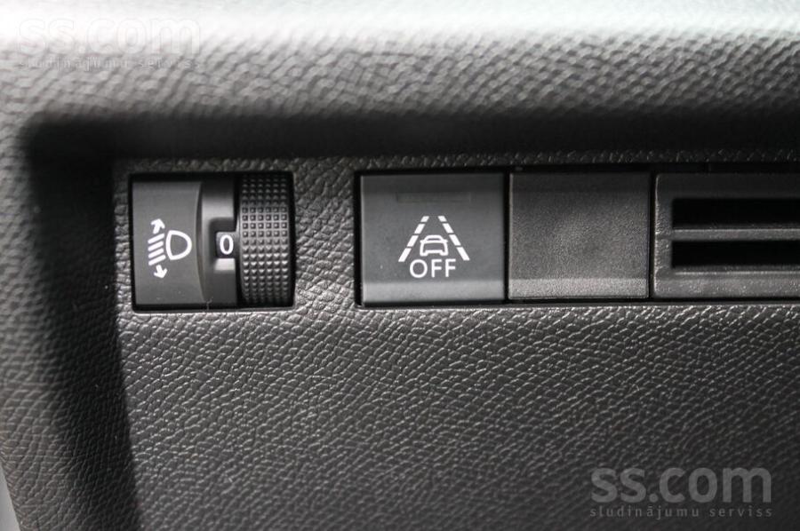 Pelēks Citroen C4 2024 Rīga, ar dzinēja tilpumu 1.20 L un nobraukumu 0 tūkst. km par 15950 €, foto 15 vietnē AUTOMOTO.COM.LV