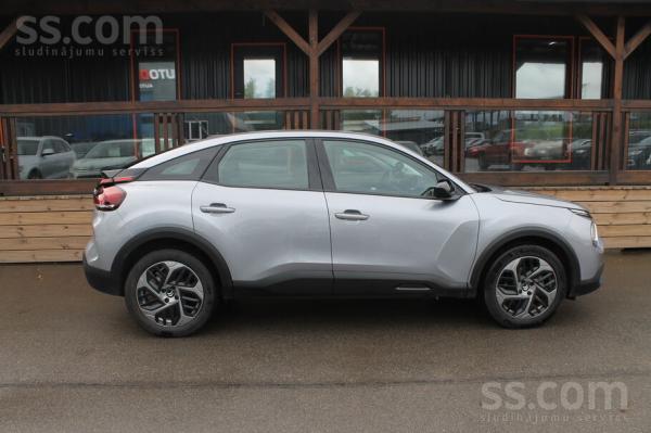Grey Citroen C4 2024 in Riga, with an engine capacity of 1.20 L and mileage of 0 thousand km for 15950 €, photo 6 on AUTOMOTO.COM.LV