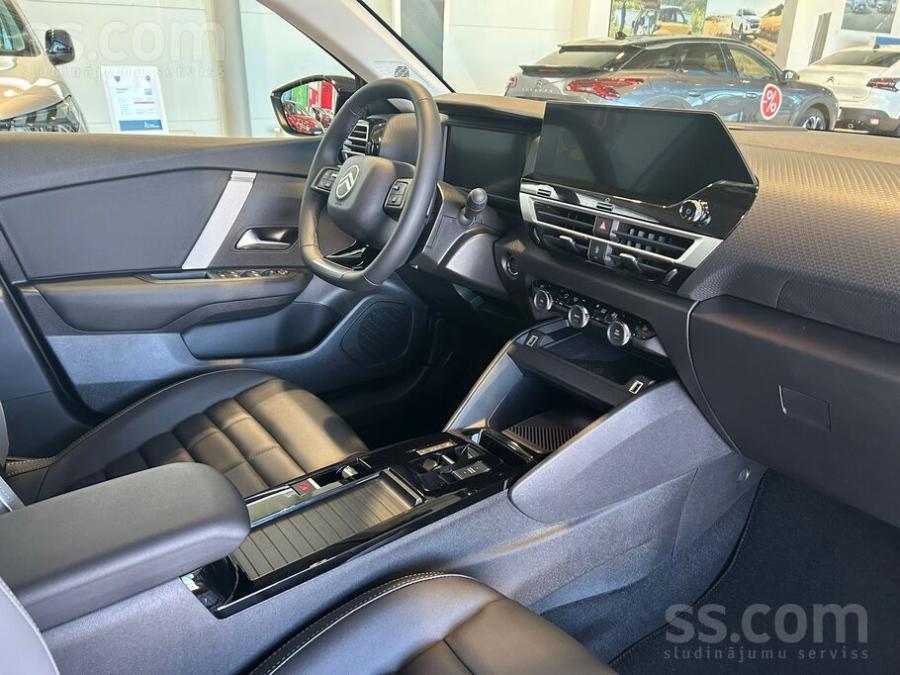 Pelēks Citroen C4 2025 Rīga, ar dzinēja tilpumu 1.20 L un nobraukumu 10 tūkst. km par 24390 €, foto 6 vietnē AUTOMOTO.COM.LV