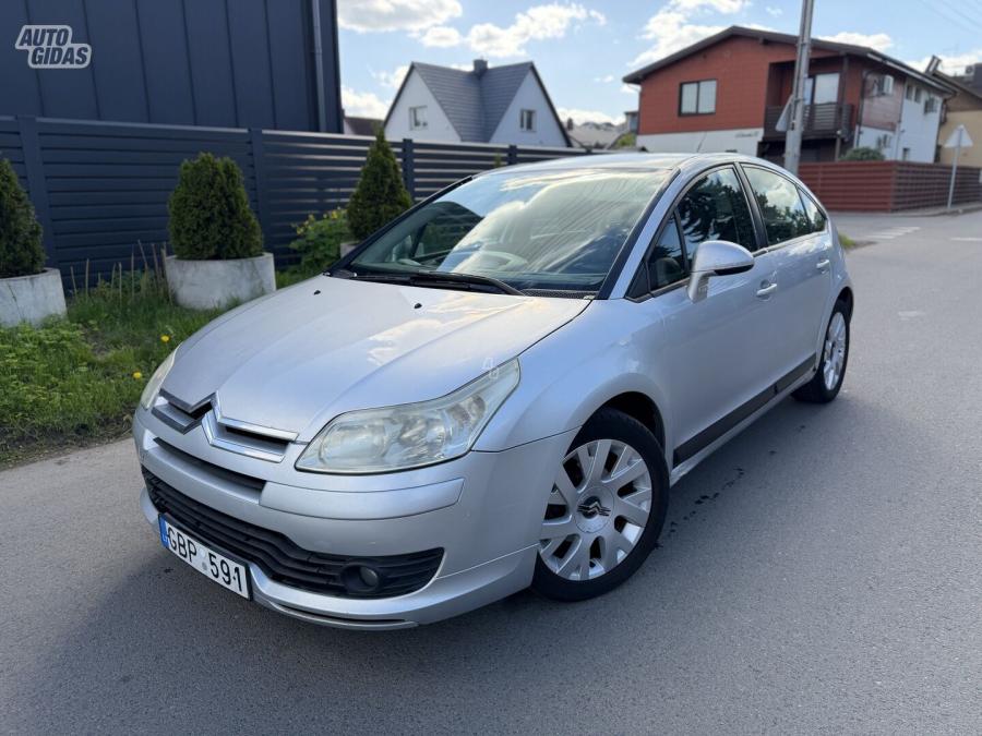 Grey Citroen C4 2007 in Kaunas, with an engine capacity of 1.60 L and mileage of 259 thousand km for 1000 €, photo 1 on AUTOMOTO.COM.LV