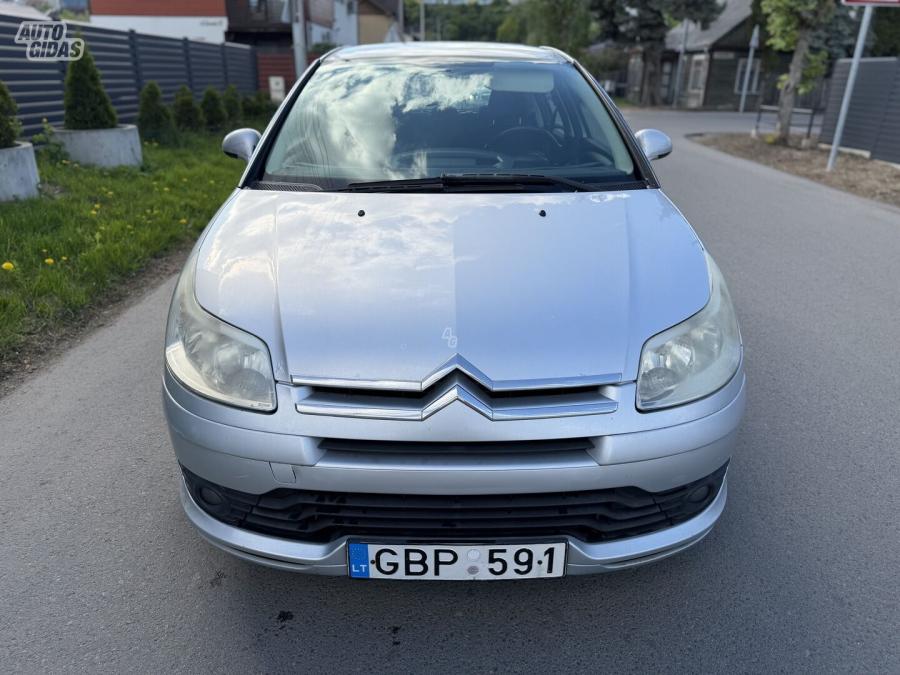 Grey Citroen C4 2007 in Kaunas, with an engine capacity of 1.60 L and mileage of 259 thousand km for 1000 €, photo 3 on AUTOMOTO.COM.LV