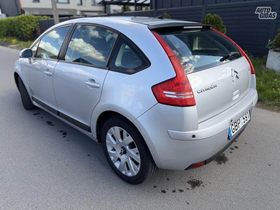 Grey Citroen C4 2007 in Kaunas, with an engine capacity of 1.60 L and mileage of 259 thousand km for 1000 €, photo 9 on AUTOMOTO.COM.LV