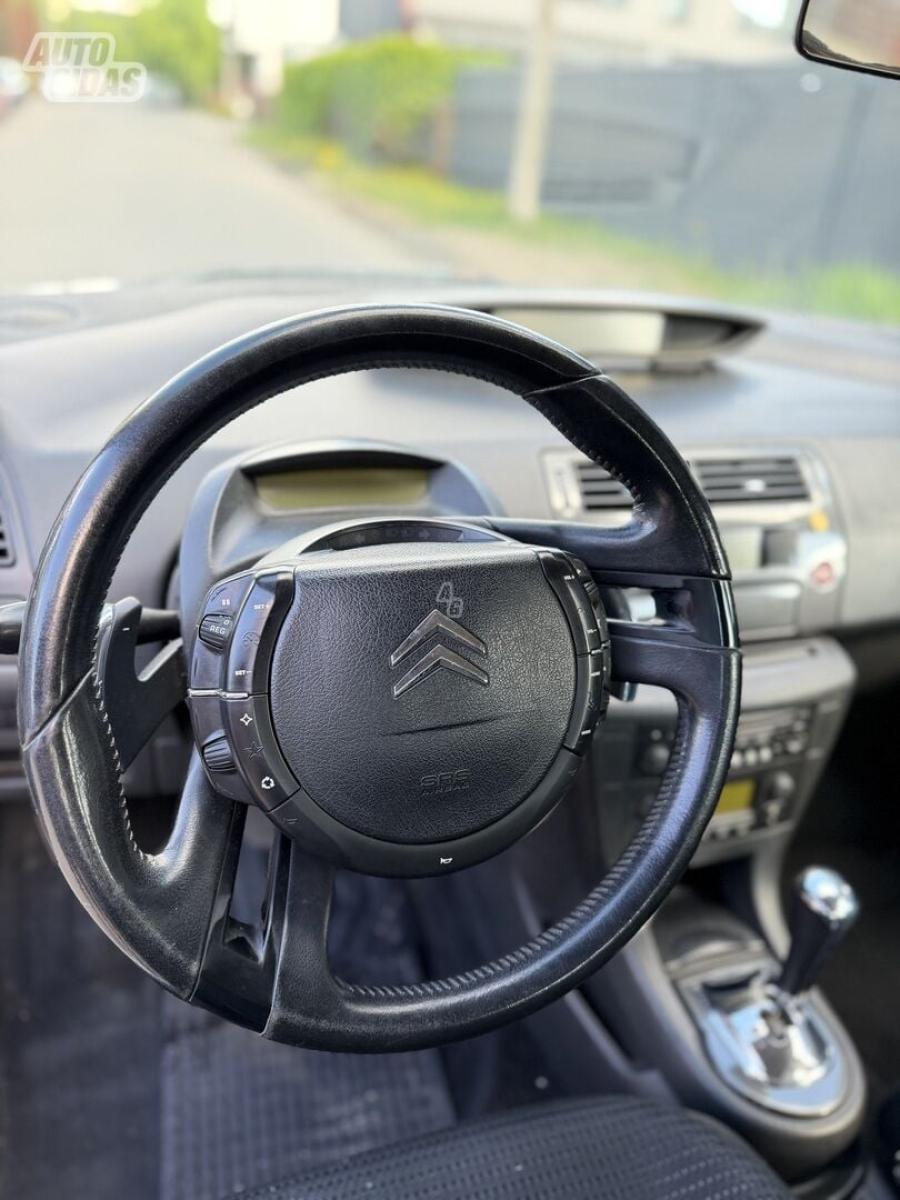 Grey Citroen C4 2007 in Kaunas, with an engine capacity of 1.60 L and mileage of 259 thousand km for 1000 €, photo 23 on AUTOMOTO.COM.LV