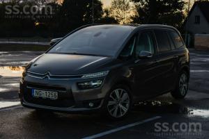Grey Citroen C4 2016 in Jelgava, with an engine capacity of 2.00 L and mileage of 240 thousand km for 5500 €, photo  on AUTOMOTO.COM.LV