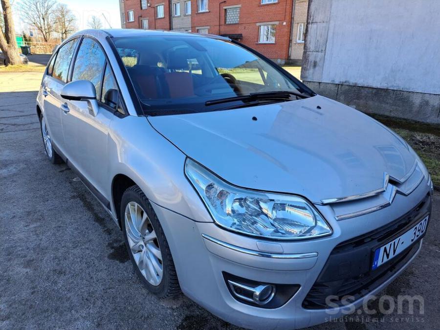 Grey Citroen C4 2009 in Gulbene, with an engine capacity of 2.00 L and mileage of 260 thousand km for 1500 €, photo 3 on AUTOMOTO.COM.LV