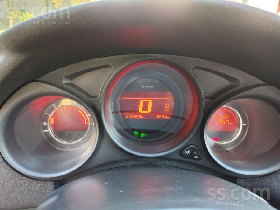 Pelēks Citroen C4 2011 Rīga, ar dzinēja tilpumu 1.60 L un nobraukumu 216 tūkst. km par 3100 €, foto 6 vietnē AUTOMOTO.COM.LV