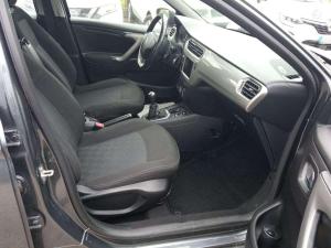Pelēks Citroen C4 2017 Panevēža, ar dzinēja tilpumu 1.56 L un nobraukumu 226 tūkst. km par 4900 €, foto 16 vietnē AUTOMOTO.COM.LV