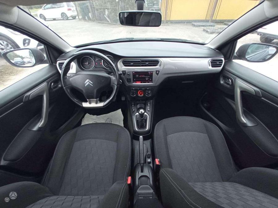 Pelēks Citroen C4 2017 Panevēža, ar dzinēja tilpumu 1.56 L un nobraukumu 226 tūkst. km par 4900 €, foto 19 vietnē AUTOMOTO.COM.LV