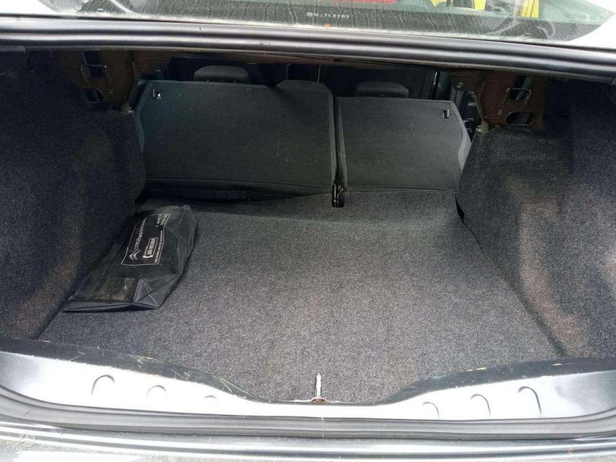 Pelēks Citroen C4 2017 Panevēža, ar dzinēja tilpumu 1.56 L un nobraukumu 226 tūkst. km par 4900 €, foto 21 vietnē AUTOMOTO.COM.LV