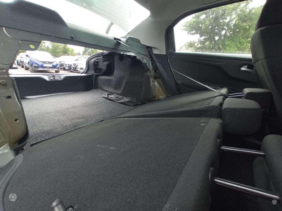 Pelēks Citroen C4 2017 Panevēža, ar dzinēja tilpumu 1.56 L un nobraukumu 226 tūkst. km par 4900 €, foto 22 vietnē AUTOMOTO.COM.LV