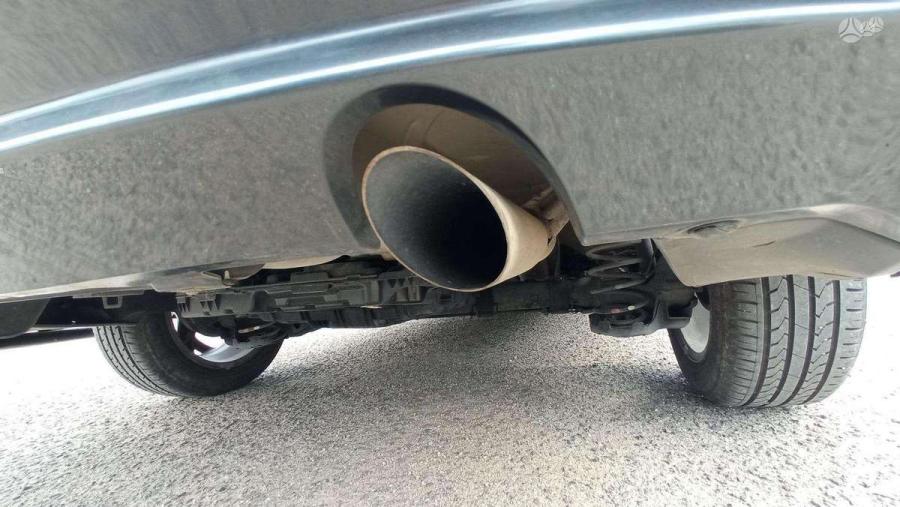 Pelēks Citroen C4 2017 Panevēža, ar dzinēja tilpumu 1.56 L un nobraukumu 226 tūkst. km par 4900 €, foto 36 vietnē AUTOMOTO.COM.LV