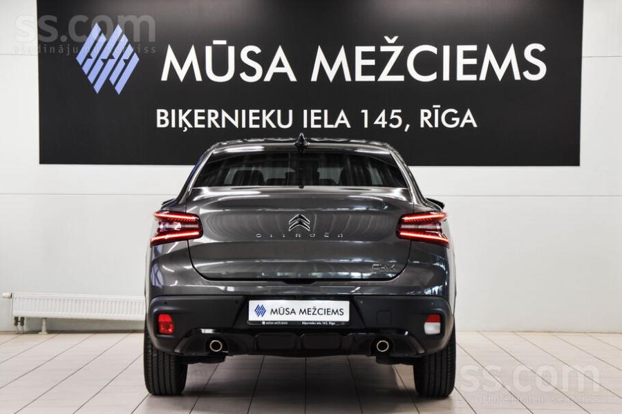Grey Citroen C4 2023 in Riga, with an engine capacity of 1.20 L and mileage of 36 thousand km for 17990 €, photo 8 on AUTOMOTO.COM.LV
