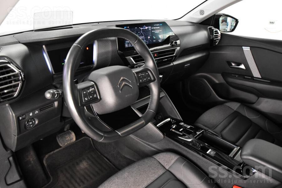 Grey Citroen C4 2023 in Riga, with an engine capacity of 1.20 L and mileage of 36 thousand km for 17990 €, photo 13 on AUTOMOTO.COM.LV
