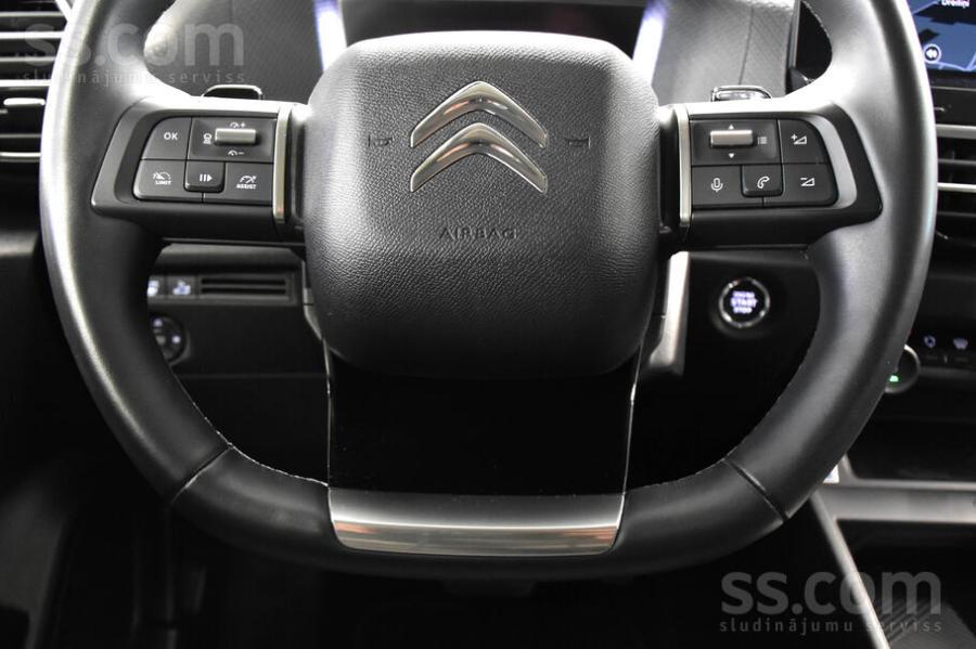 Grey Citroen C4 2023 in Riga, with an engine capacity of 1.20 L and mileage of 36 thousand km for 17990 €, photo 21 on AUTOMOTO.COM.LV