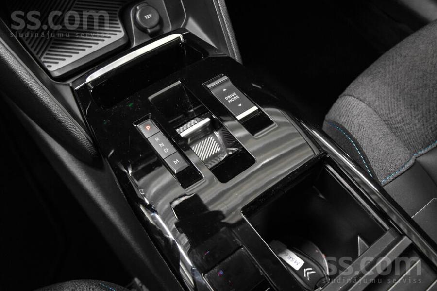 Grey Citroen C4 2023 in Riga, with an engine capacity of 1.20 L and mileage of 36 thousand km for 17990 €, photo 25 on AUTOMOTO.COM.LV