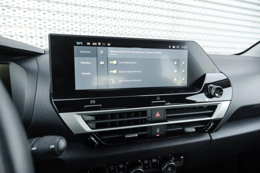 Pelēks Citroen C4 2025 Mārupe, ar dzinēja tilpumu 0.00 L un nobraukumu 19 tūkst. km par 26900 €, foto 17 vietnē AUTOMOTO.COM.LV