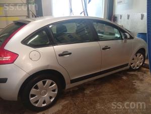 Pelēks Citroen C4 2006 Rīga, ar dzinēja tilpumu 1.60 L un nobraukumu 215 tūkst. km par 500 €, foto  vietnē AUTOMOTO.COM.LV
