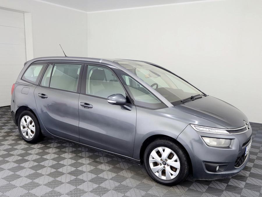 Pelēks Citroen C4 2013 Tallina, ar dzinēja tilpumu 1.60 L un nobraukumu 355 tūkst. km par 2099 €, foto 1 vietnē AUTOMOTO.COM.LV