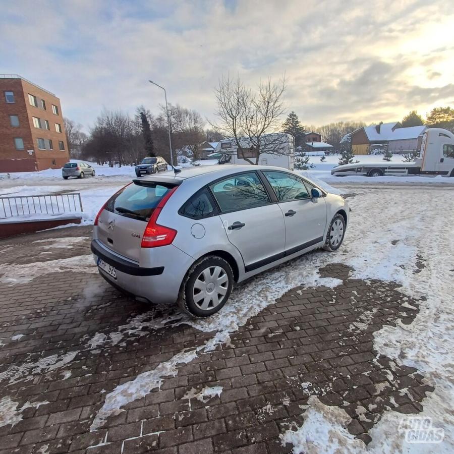 Citroen C4 2005 Klaipėda, ar dzinēja tilpumu 1.60 L un nobraukumu 254 tūkst. km par 950 €, foto 7 vietnē AUTOMOTO.COM.LV