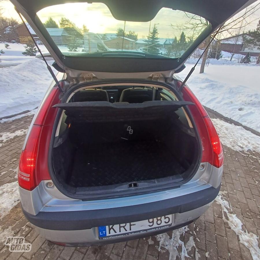 Citroen C4 2005 Klaipėda, ar dzinēja tilpumu 1.60 L un nobraukumu 254 tūkst. km par 950 €, foto 16 vietnē AUTOMOTO.COM.LV