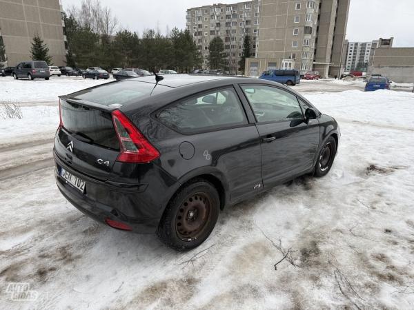 Citroen C4 2005 in Vilnius, with an engine capacity of 2.00 L and mileage of 220 thousand km for 350 €, photo 3 on AUTOMOTO.COM.LV
