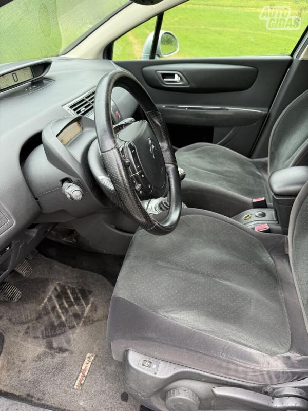 Citroen C4 2005 Alīta, ar dzinēja tilpumu 1.60 L un nobraukumu 245 tūkst. km par 900 €, foto 7 vietnē AUTOMOTO.COM.LV
