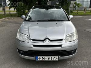 Citroen C4 2005 Rīga, ar dzinēja tilpumu 2.00 L un nobraukumu 300 tūkst. km par 1880 €, foto 3 vietnē AUTOMOTO.COM.LV