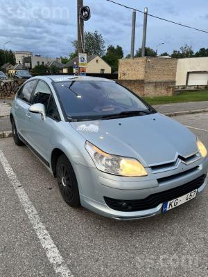 Citroen C4 2005 Rīga, ar dzinēja tilpumu 1.60 L un nobraukumu 236 tūkst. km par 1250 €, foto  vietnē AUTOMOTO.COM.LV