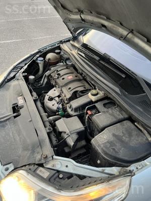 Citroen C4 2005 Rīga, ar dzinēja tilpumu 1.60 L un nobraukumu 236 tūkst. km par 1250 €, foto 8 vietnē AUTOMOTO.COM.LV