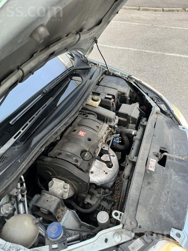 Citroen C4 2005 in Riga, with an engine capacity of 1.60 L and mileage of 236 thousand km for 1250 €, photo 8 on AUTOMOTO.COM.LV