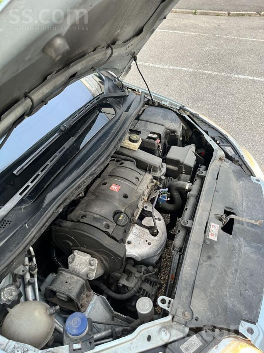 Citroen C4 2005 Rīga, ar dzinēja tilpumu 1.60 L un nobraukumu 236 tūkst. km par 1250 €, foto 9 vietnē AUTOMOTO.COM.LV
