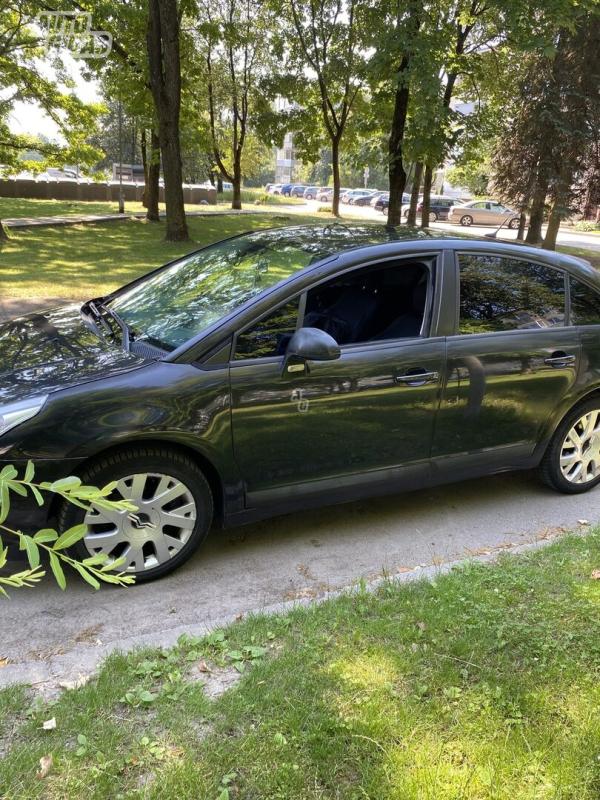 Citroen C4 2005 in Kaunas, with an engine capacity of 1.60 L and mileage of 300 thousand km for 550 €, photo 8 on AUTOMOTO.COM.LV