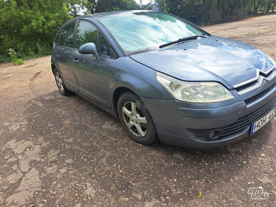 Citroen C4 2005 Radviliškis, ar dzinēja tilpumu 1.60 L un nobraukumu 280 tūkst. km par 800 €, foto 3 vietnē AUTOMOTO.COM.LV