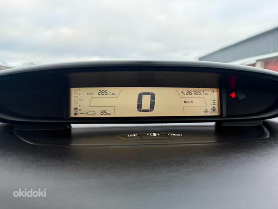 Citroen C4 2005 in Tallinn, with an engine capacity of 1.60 L and mileage of 265 thousand km for 1600 €, photo 14 on AUTOMOTO.COM.LV