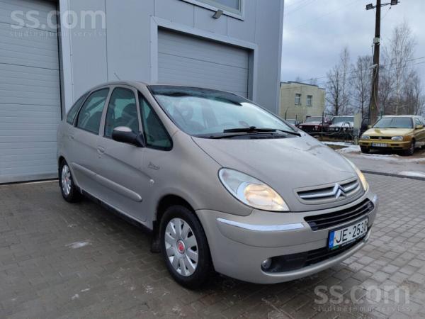 Citroen C4 2006 in Riga, with an engine capacity of 1.60 L and mileage of 0 thousand km for 1080 €, photo 3 on AUTOMOTO.COM.LV