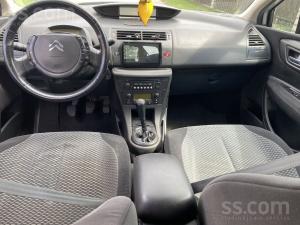 Citroen C4 2006 Daugavpils, ar dzinēja tilpumu 1.60 L un nobraukumu 250 tūkst. km par 1350 €, foto 5 vietnē AUTOMOTO.COM.LV