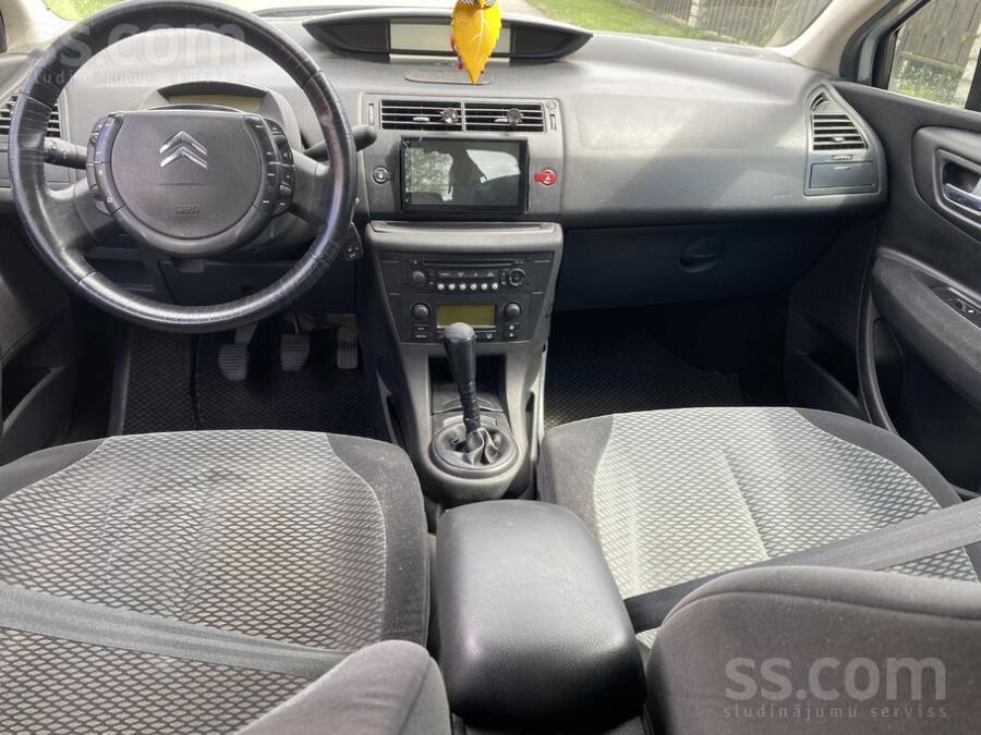 Citroen C4 2006 Daugavpils, ar dzinēja tilpumu 1.60 L un nobraukumu 250 tūkst. km par 1350 €, foto 5 vietnē AUTOMOTO.COM.LV