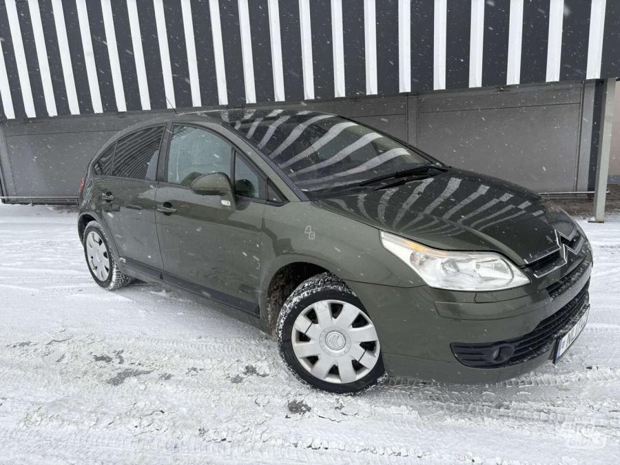 Citroen C4 2006 in Siauliai, with an engine capacity of 2.00 L and mileage of 298 thousand km for 2199 €, photo 1 on AUTOMOTO.COM.LV
