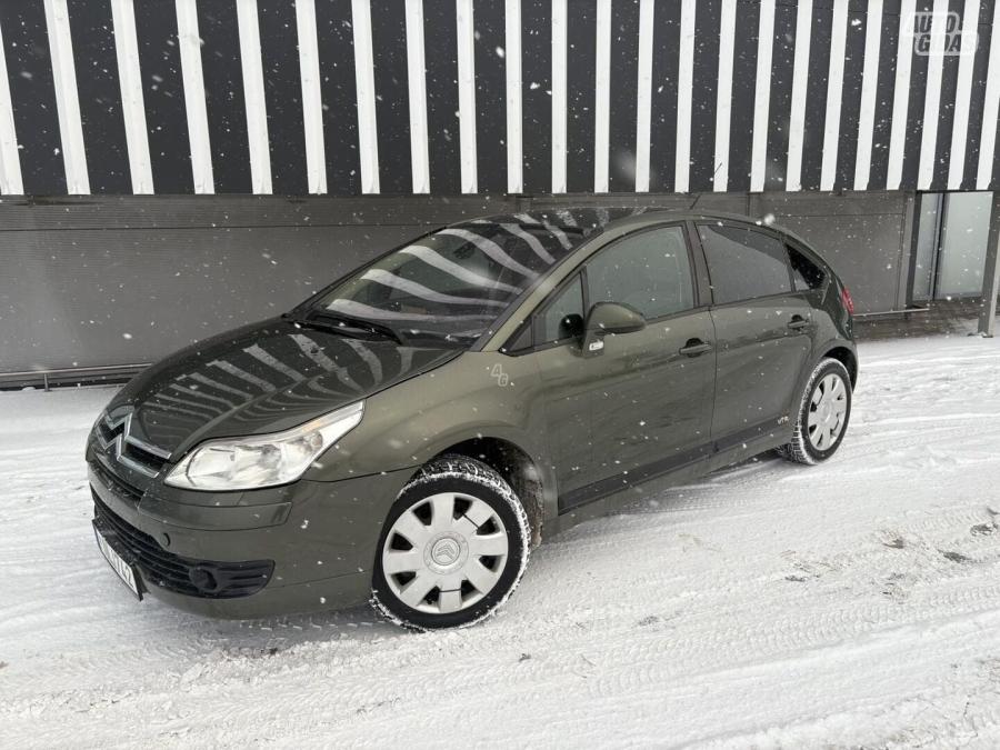 Citroen C4 2006 in Siauliai, with an engine capacity of 2.00 L and mileage of 298 thousand km for 2199 €, photo 2 on AUTOMOTO.COM.LV