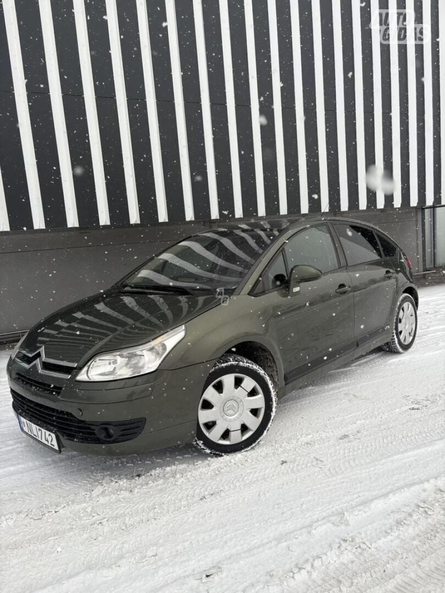 Citroen C4 2006 in Siauliai, with an engine capacity of 2.00 L and mileage of 298 thousand km for 2199 €, photo 3 on AUTOMOTO.COM.LV