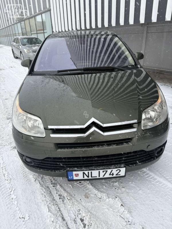 Citroen C4 2006 in Siauliai, with an engine capacity of 2.00 L and mileage of 298 thousand km for 2199 €, photo 9 on AUTOMOTO.COM.LV