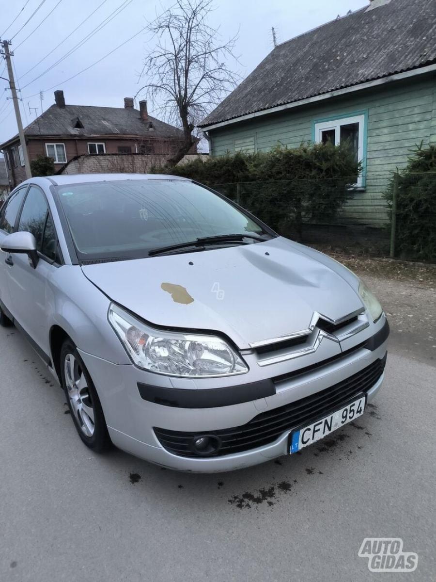 Citroen C4 2006 in Kaunas, with an engine capacity of 1.60 L and mileage of 230 thousand km for 450 €, photo 2 on AUTOMOTO.COM.LV
