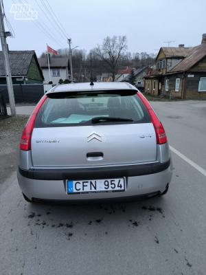 Citroen C4 2006 in Kaunas, with an engine capacity of 1.60 L and mileage of 230 thousand km for 450 €, photo 4 on AUTOMOTO.COM.LV