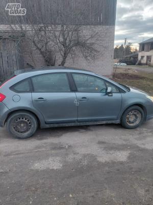 Citroen C4 2006 Utena, ar dzinēja tilpumu 1.60 L un nobraukumu 250 tūkst. km par 600 €, foto 3 vietnē AUTOMOTO.COM.LV